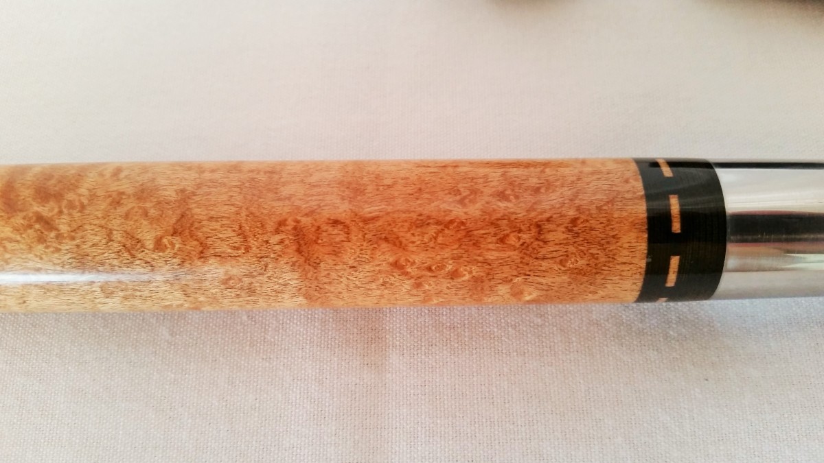 R1 Schon Pool Cue Stick For Sale. Pre 1985 Runde Stitch Ring Collars.