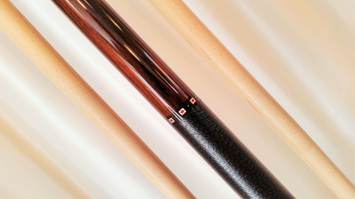 Joe Callaluca 2 shaft / 8 Point Custom Cue For Sale.