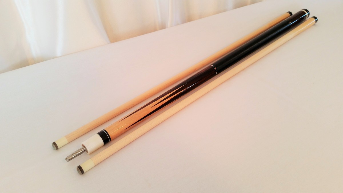 Joe Callaluca 2 shaft / 8 Point Custom Cue For Sale.