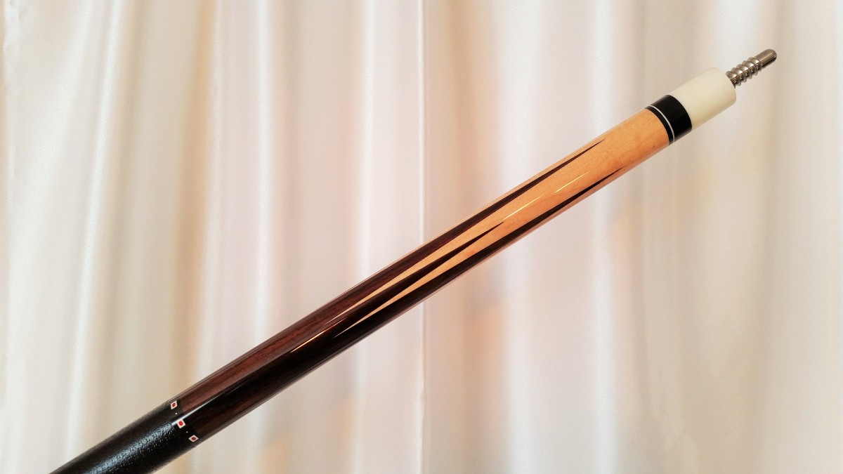 Joe Callaluca 2 shaft / 8 Point Custom Cue For Sale.