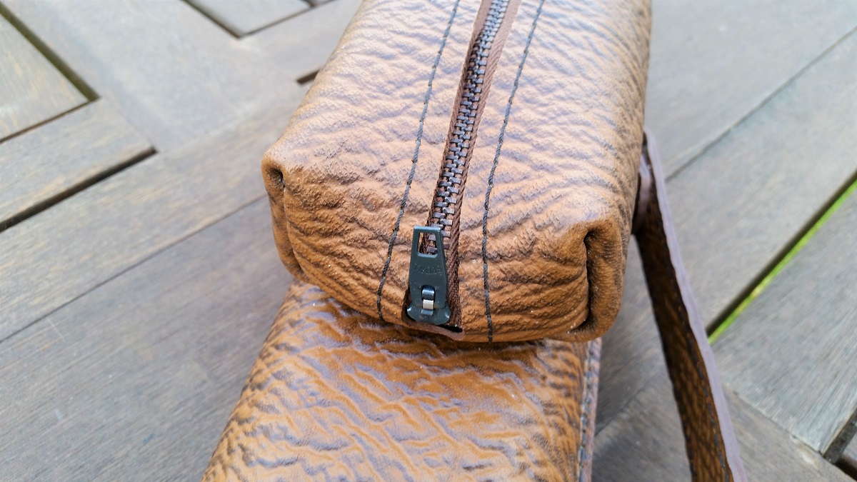 It's George 1X2 Tan Shark Skin Custom Pool Cue Case For Sale